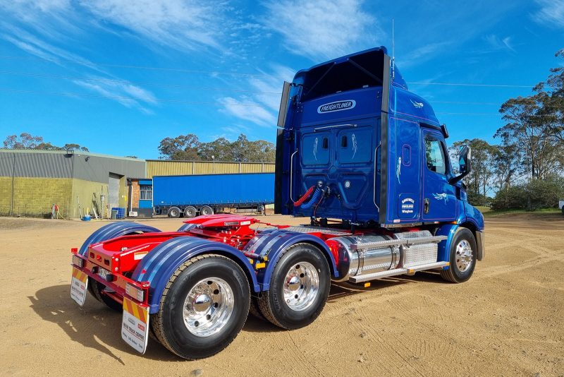Bakewell Haulage take delivery of a new Freightliner Cascadia 116 from MTC – Mavin Truck Centre ...
