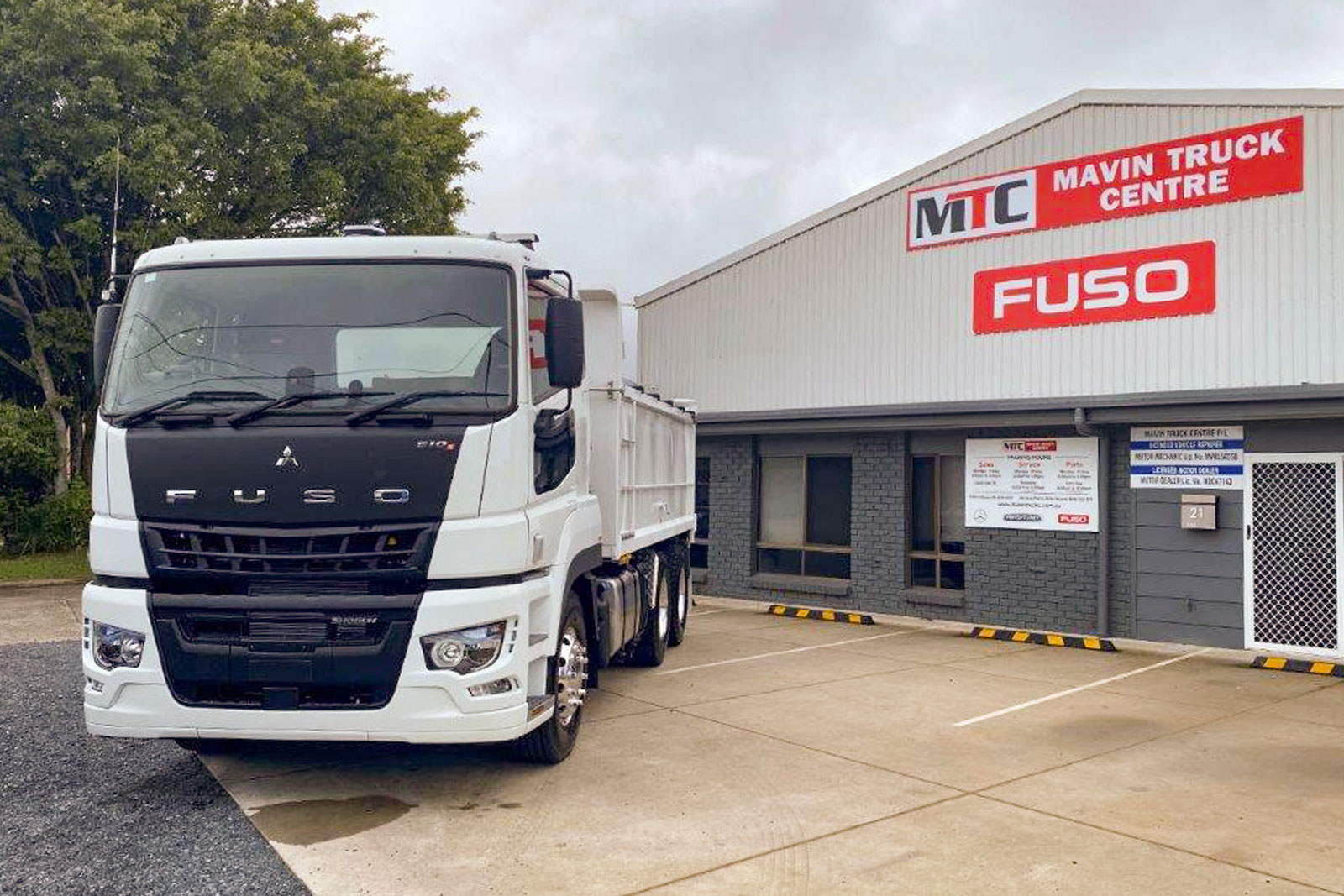A new Fuso Shogun 510HP with Hardox tipping body delivered by MTC Coffs ...