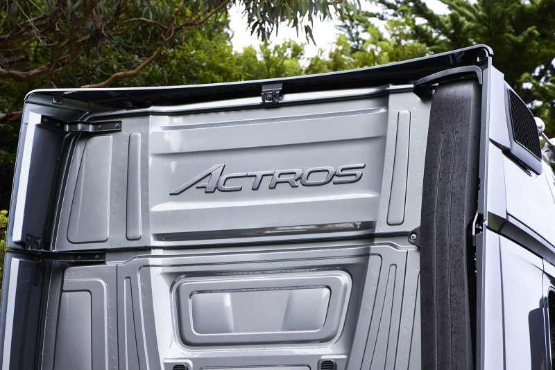 Mercedes-Benz Trucks celebrates 25 years of Actros in Australia with ...